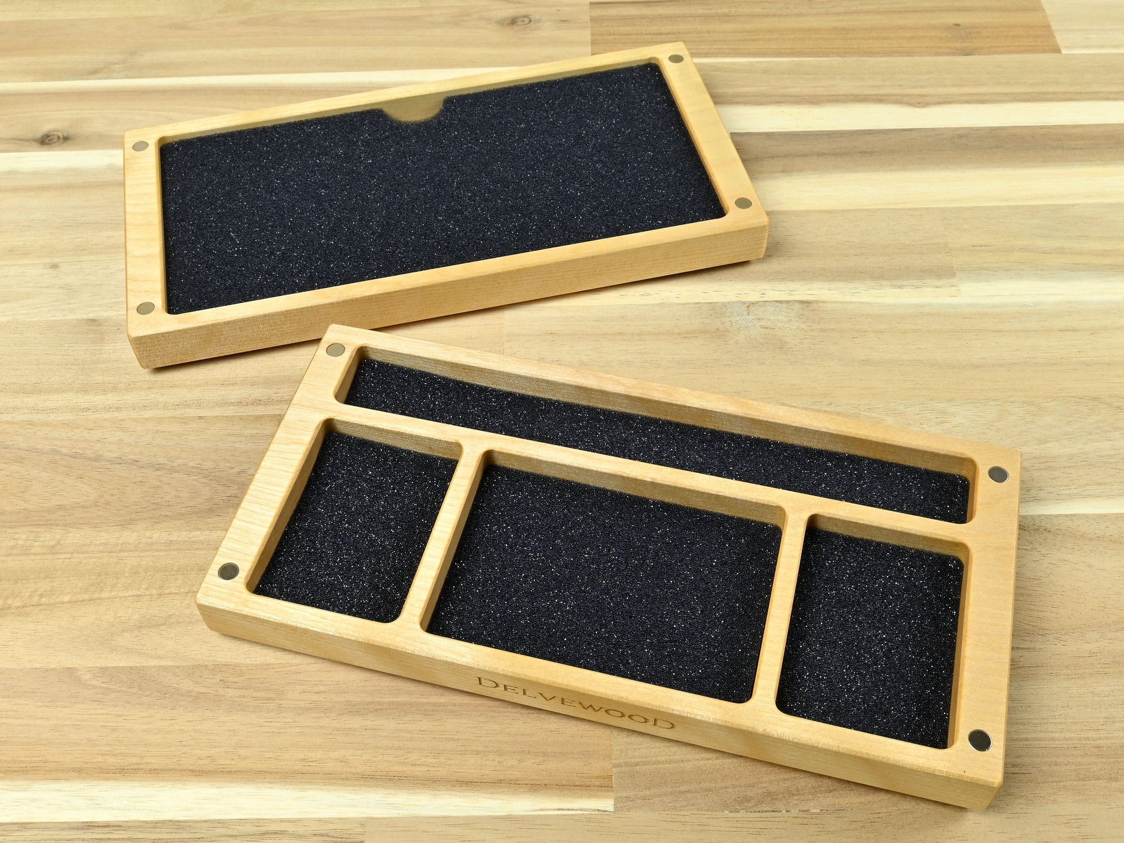 Delver's kit dice box and tray – Delvewood